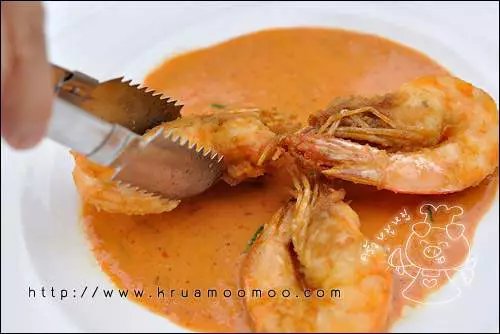 ฉู่ฉี่กุ้ง สีสันความอร่อย ที่ต้องลองทำ | ครัวหมูหมู